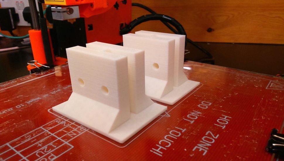 Engineering students build a functional portable 3D printer ...