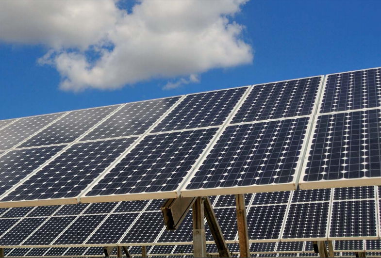 Barcaldine Solar Farm achieves first generation - Australian Manufacturing