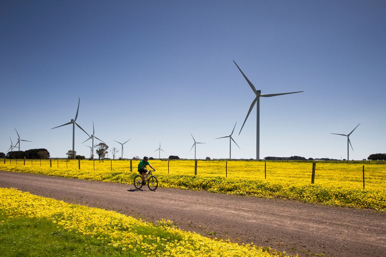 Construction commences on Australia's largest wind farm - Australian ...