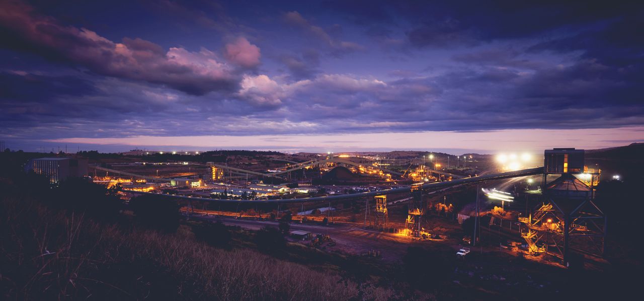 Thiess wins $1.2bn mining services contract from BHP - Australian ...