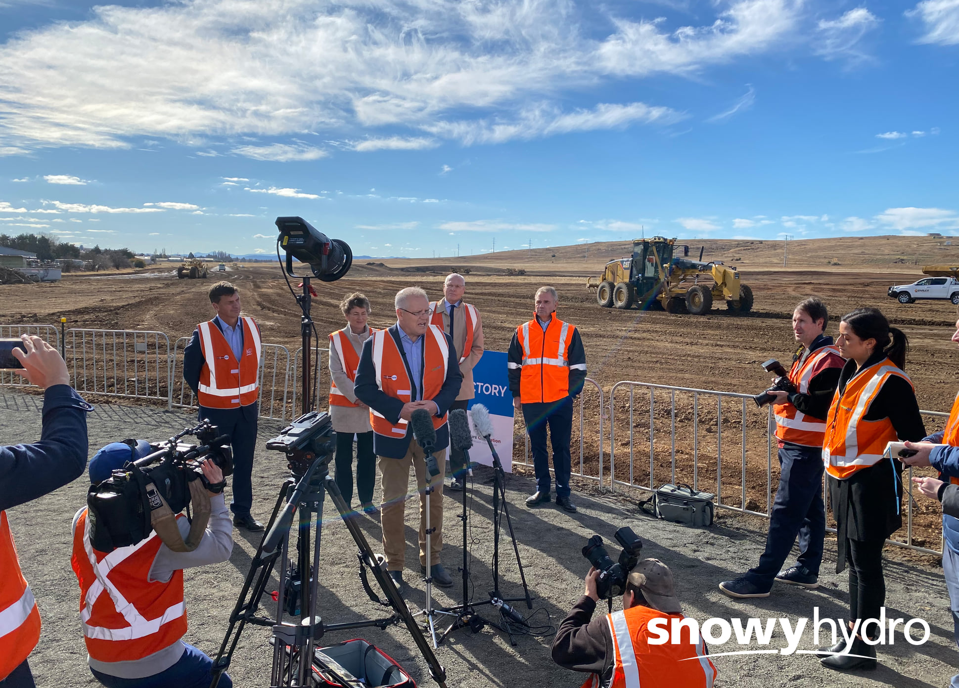 Construction ramps up on Australia’s largest renewable energy project ...