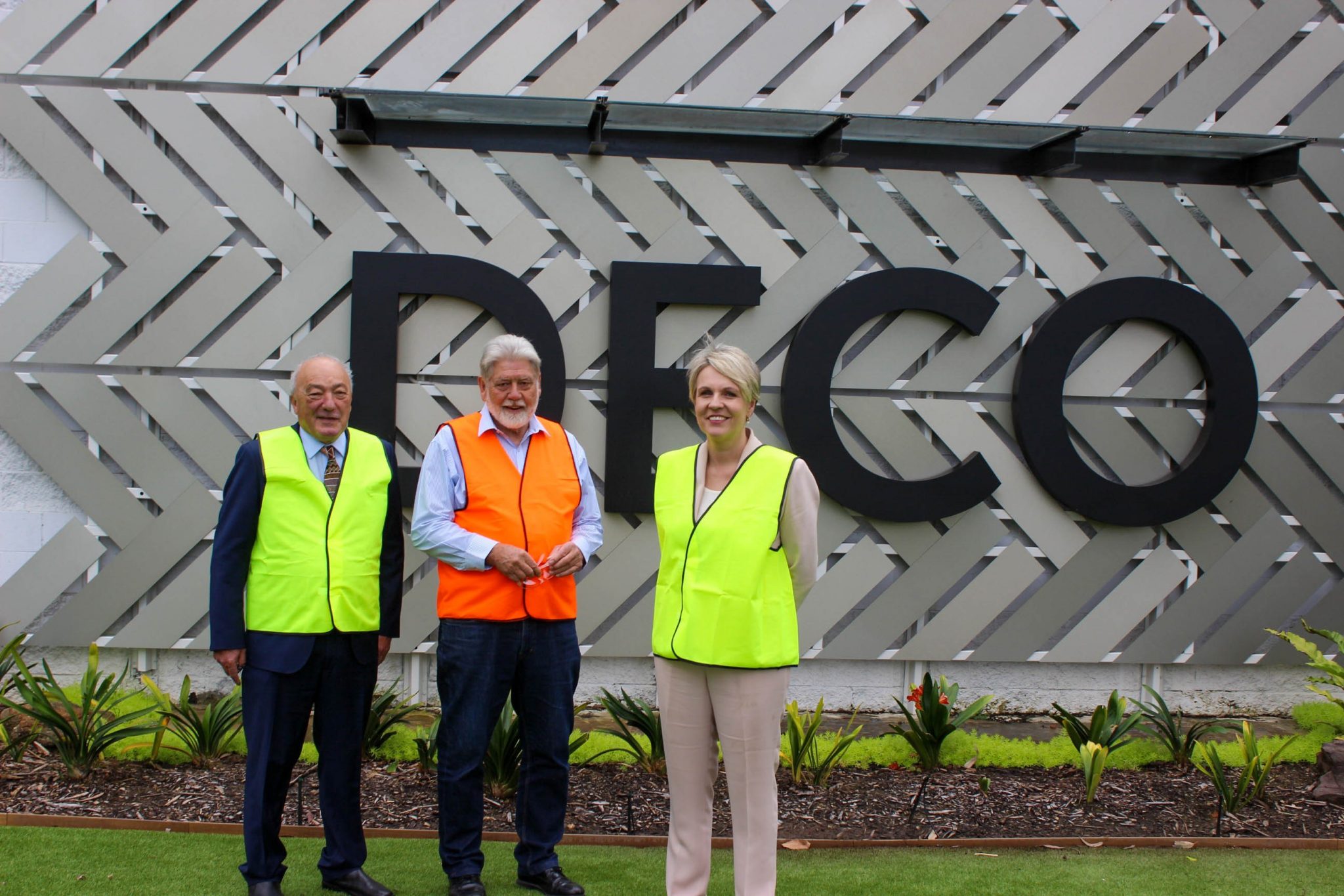 Federal Opposition Shadow Minister Visits DECO Manufacturing Facility ...
