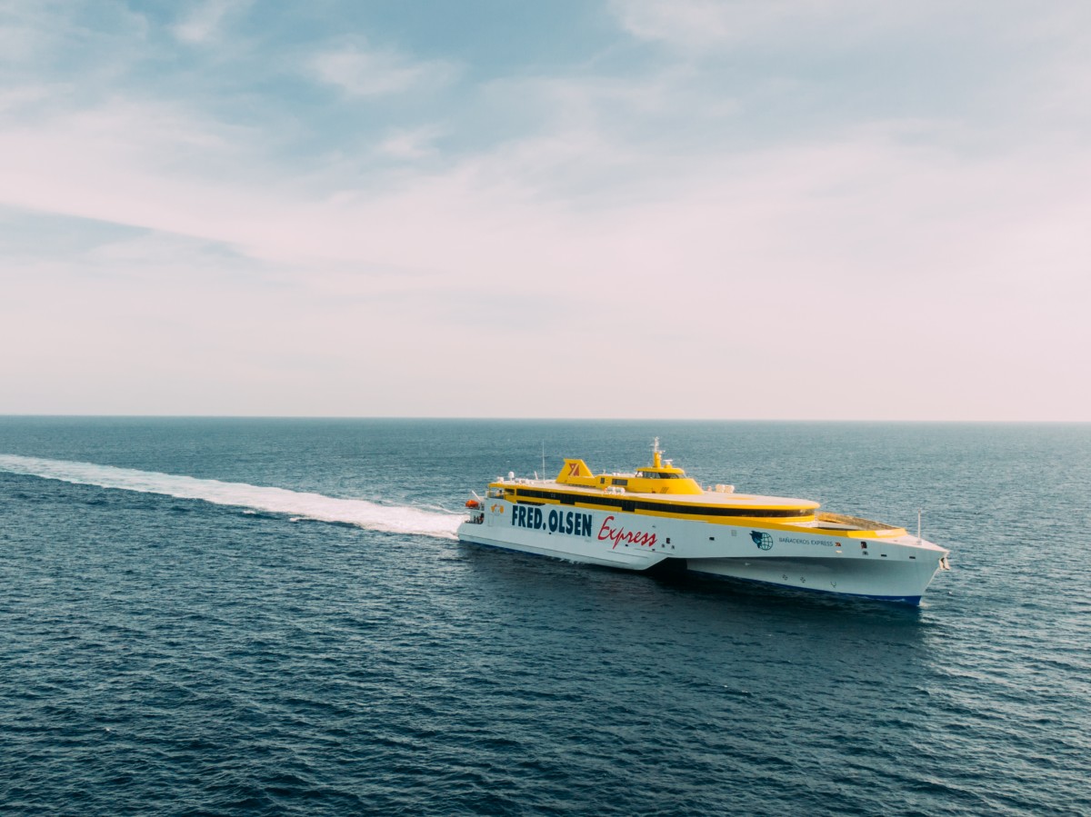Austal Philippines completes delivery of second 118-metre trimaran to ...