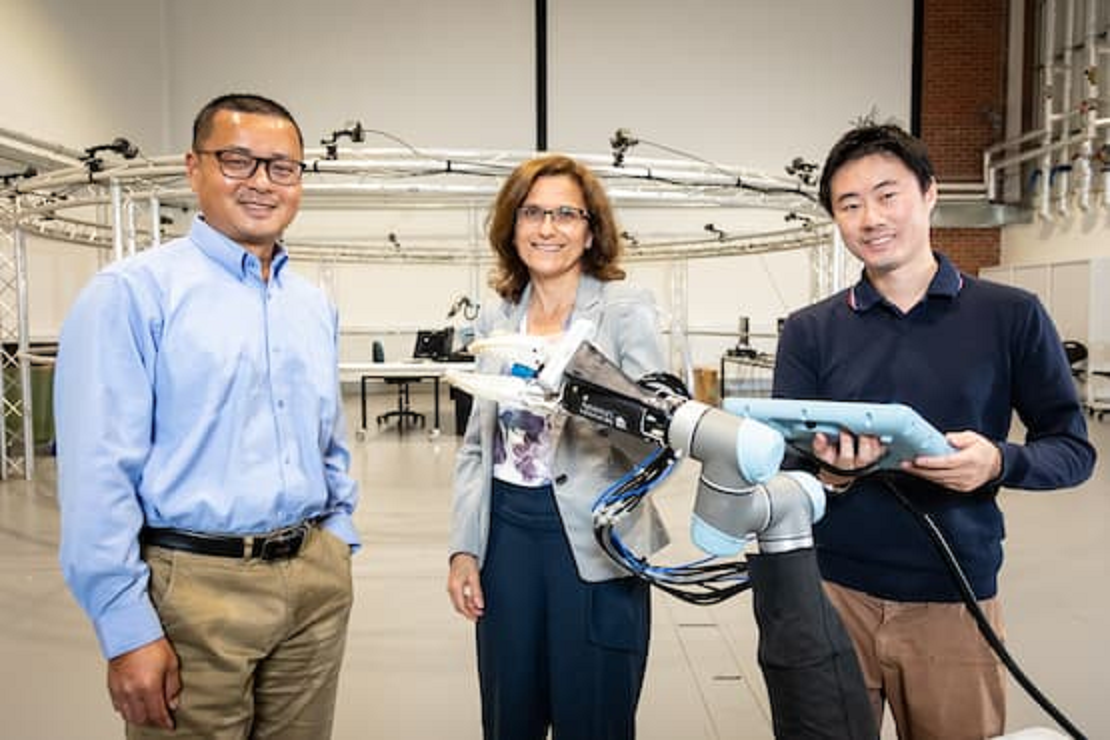 Monash University Opens World-Class Robotics Research Facility ...