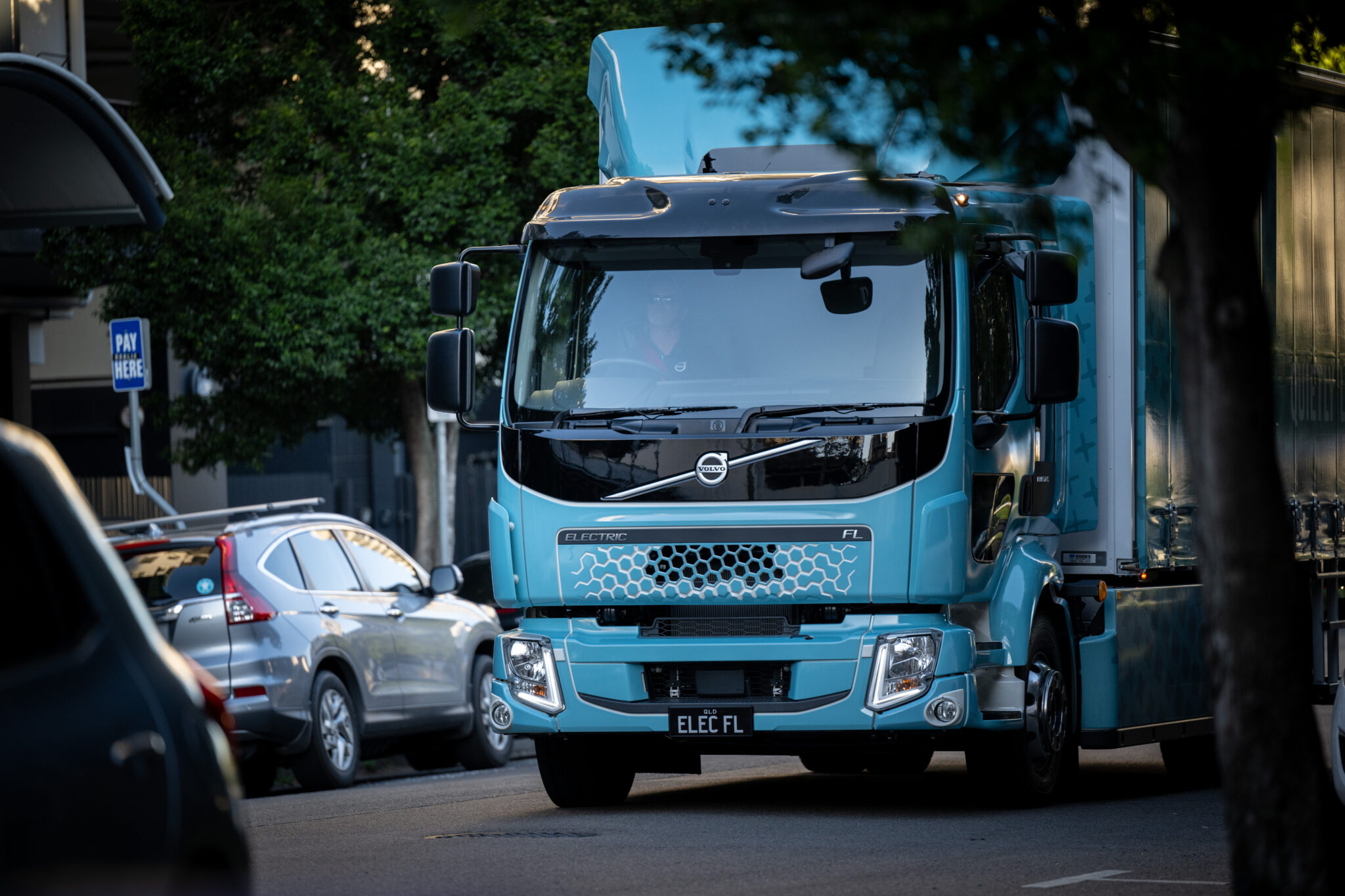 Volvo receives permission to test electric heavy vehicles In Queensland ...