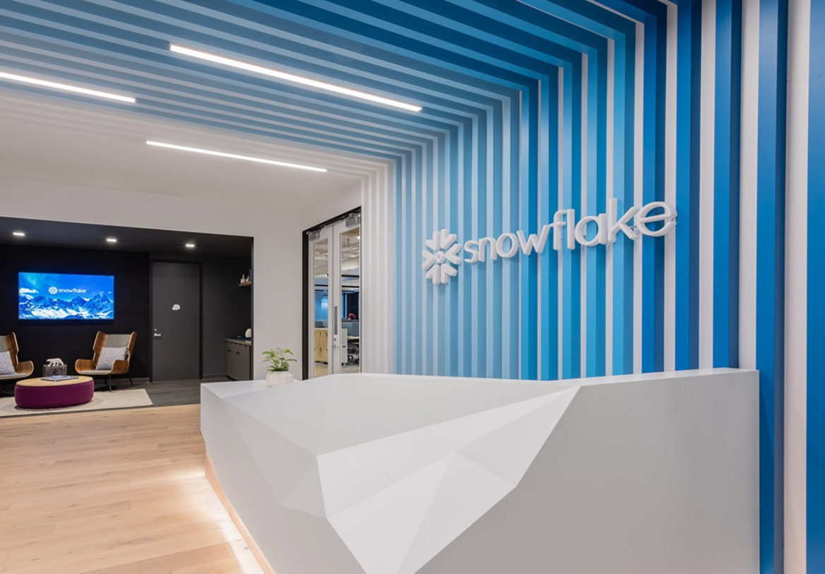 Snowflake unveils data cloud designed for manufacturers - Australian ...