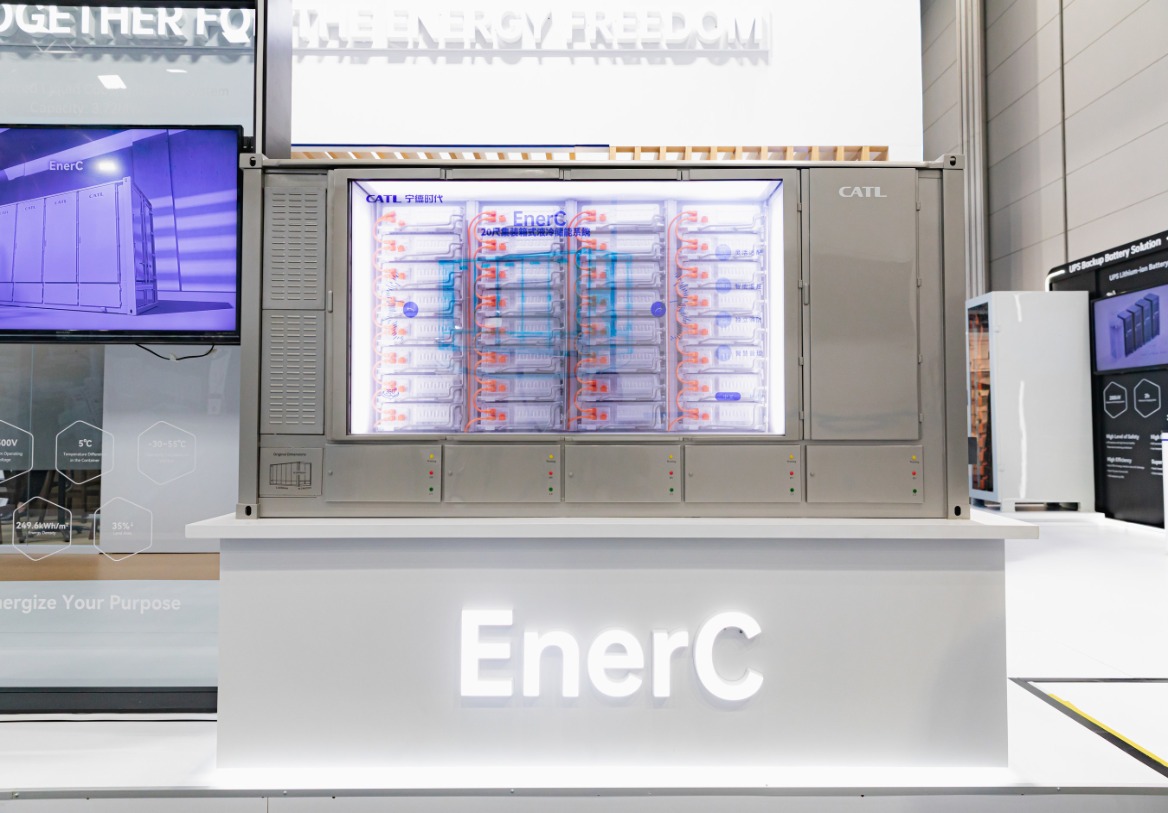 WA unveils massive $1 billion investment in renewable energy batteries ...