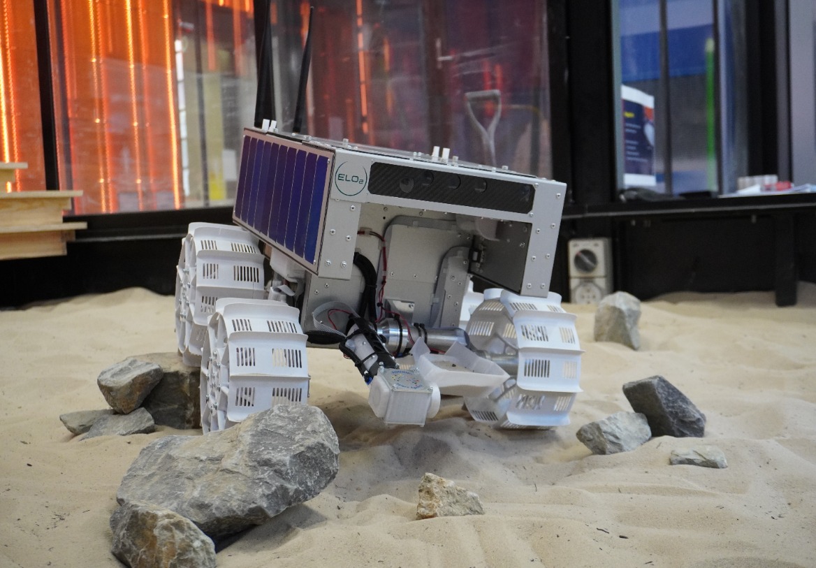 ELO2 Consortium unveils Australian-made lunar rover for NASA Artemis ...