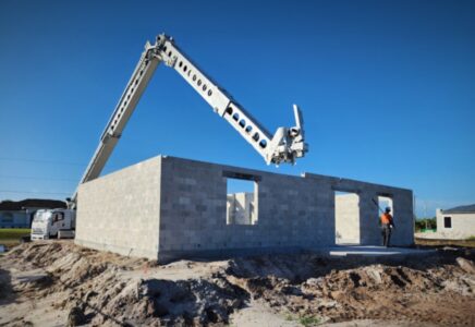 FBR unveils Mantis robotic welding system for heavy industries ...