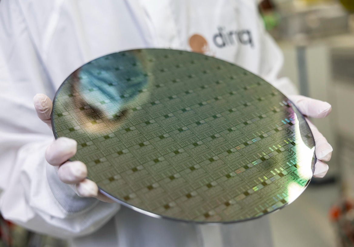 Diraq Awarded Darpa Contract To Advance Utility Scale Quantum Computing Australian Manufacturing