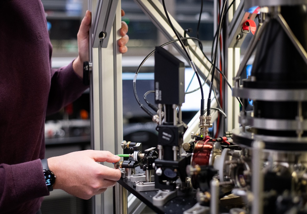 University of Sydney team achieves quantum simulation of chemical dynamics using real molecules ...