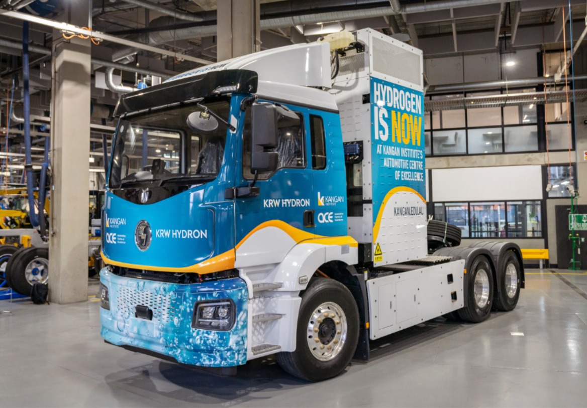Hydrogen vehicle service training begins under Victorian Government ...