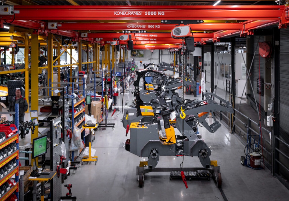 Konecranes updates KBK crane system for manufacturing, assembly use ...