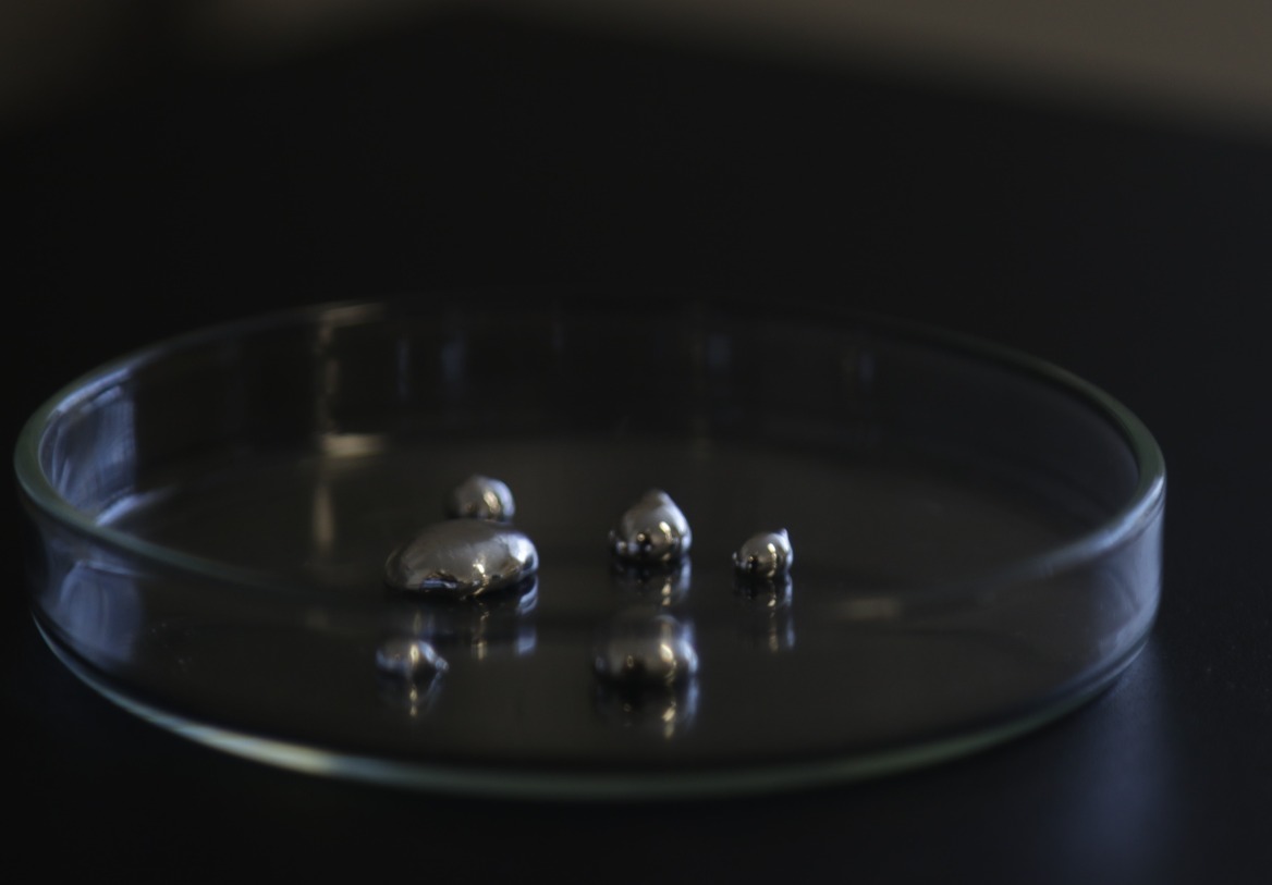Sydney scientists capture rare footage of crystals forming in liquid ...