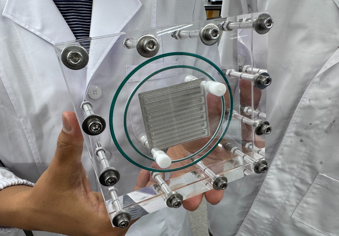 RMIT researchers develop carbon-conversion tech to produce jet fuel ...